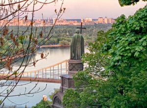 Park Vladimirskaya Gorka (Kyiv, Volodymyrska Hirka Park), kültür ve eğlence parkları  Kiev'den