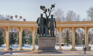 Abai and Pushkin Sculptural Composition (Soltústik Qazaqstan oblysy, Petropavl, Constitution Street of ), park, sokak heykeli  Petropavl'dan (Petropavlovsk'tan)
