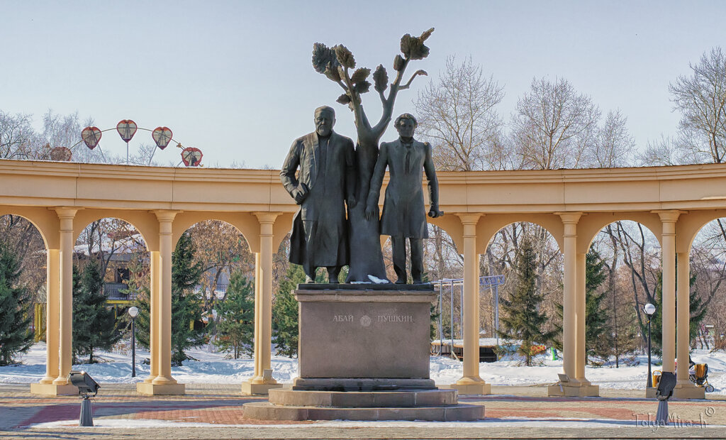 Park, sokak heykeli Abai and Pushkin Sculptural Composition, Petropavl (Petropavlovsk), foto