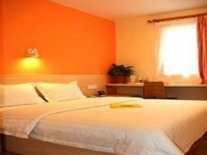 7Days Inn Deyang Wenmiao Square (Sichuan Province, Deyang City), otel  Deyang'dan