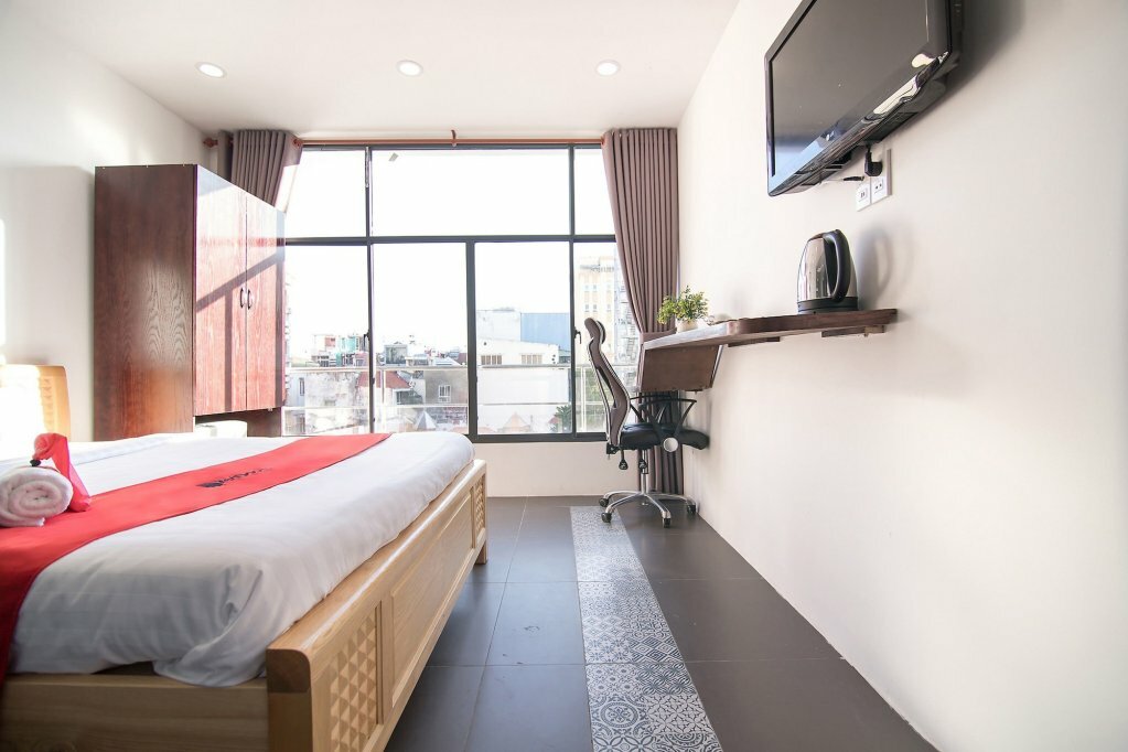 Otel RedDoorz Plus @ Le Van Sy Street 2, Ho Chi Minh, foto