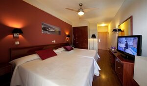 Evenia Zoraida Resort (Autonomous Community of Andalusia, Almería, Roquetas de Mar, Avenida Mariano Hernández), otel