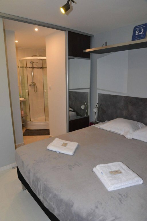 Otel Le Studio du Fort, Metz, foto