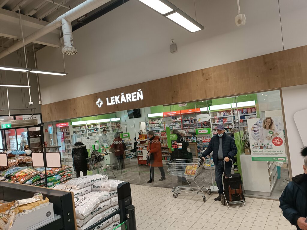 Lekáreň Dr. Max, pharmacy, Banskobystrický kraj, Rimavská Sobota, mesto ...
