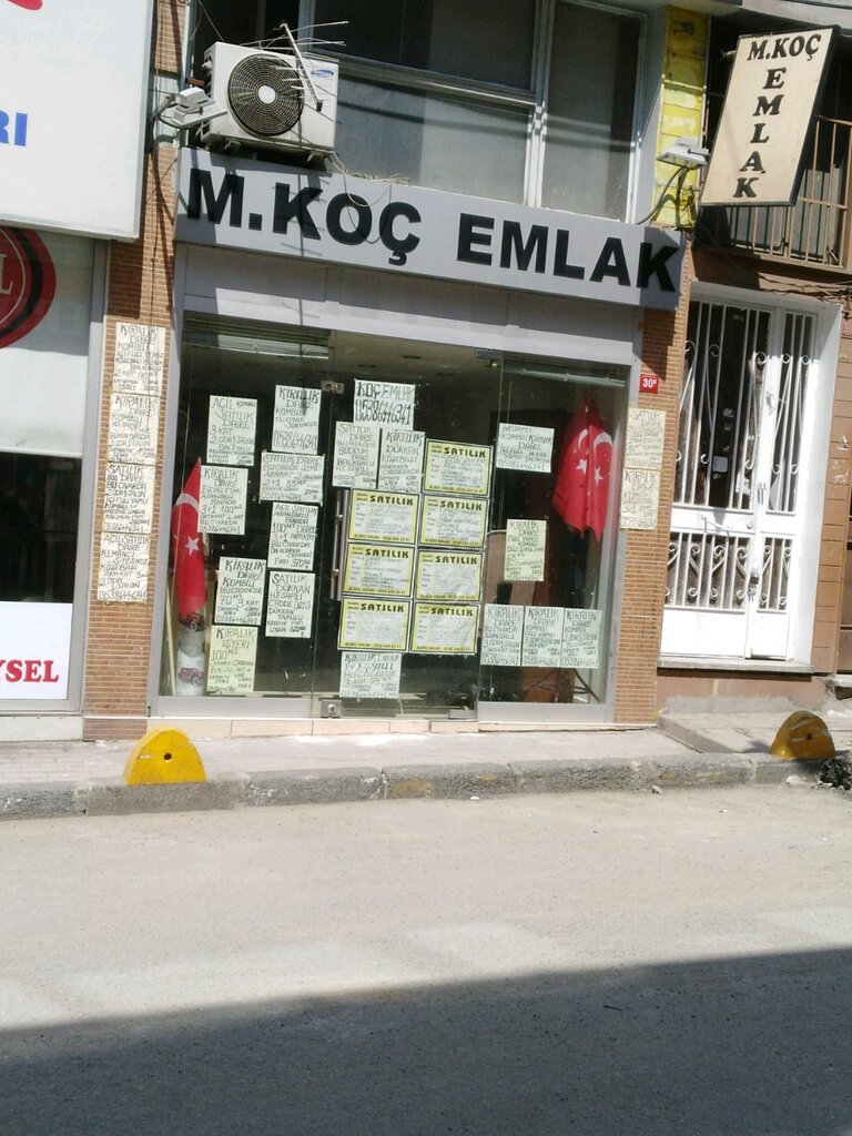 Emlak ofisi M. Koç Emlak, İstanbul, foto
