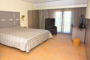 Hotel De Zeeuwse Stromen (Zeeland, Schouwen-Duiveland, Duinwekken, 5), otel  Zeeland'dan