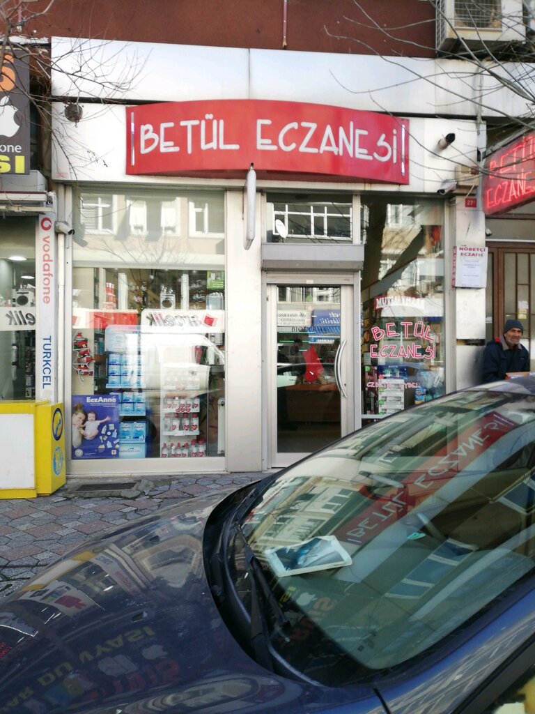 Eczaneler Betül Eczanesi, İstanbul, foto