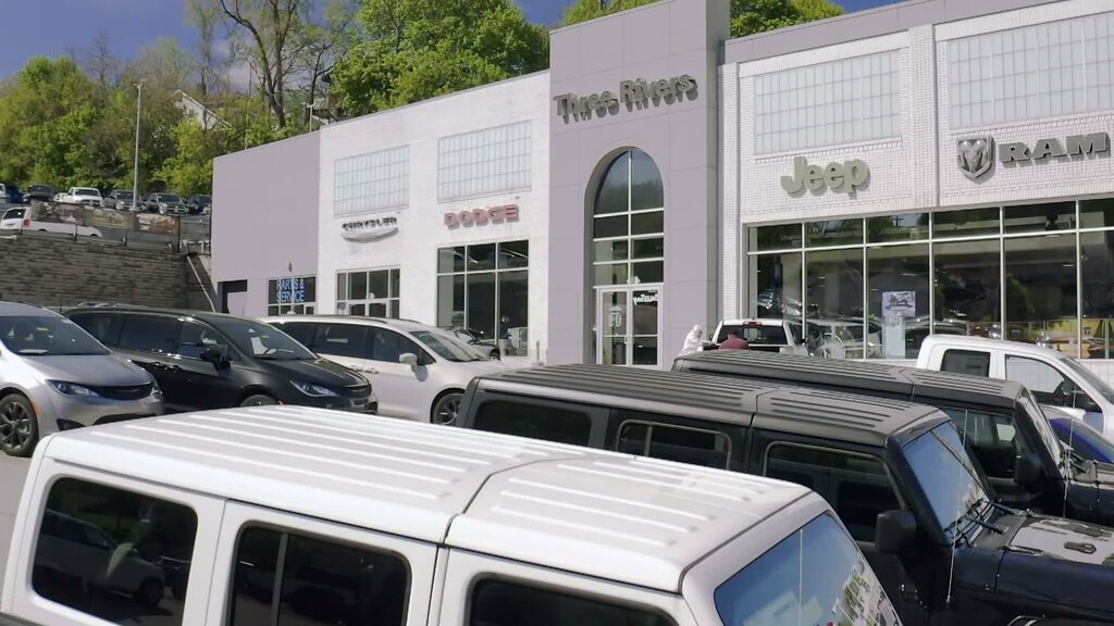 Otomobil satış galerileri Three Rivers Chrysler Jeep Dodge Ram, Pittsburg, foto