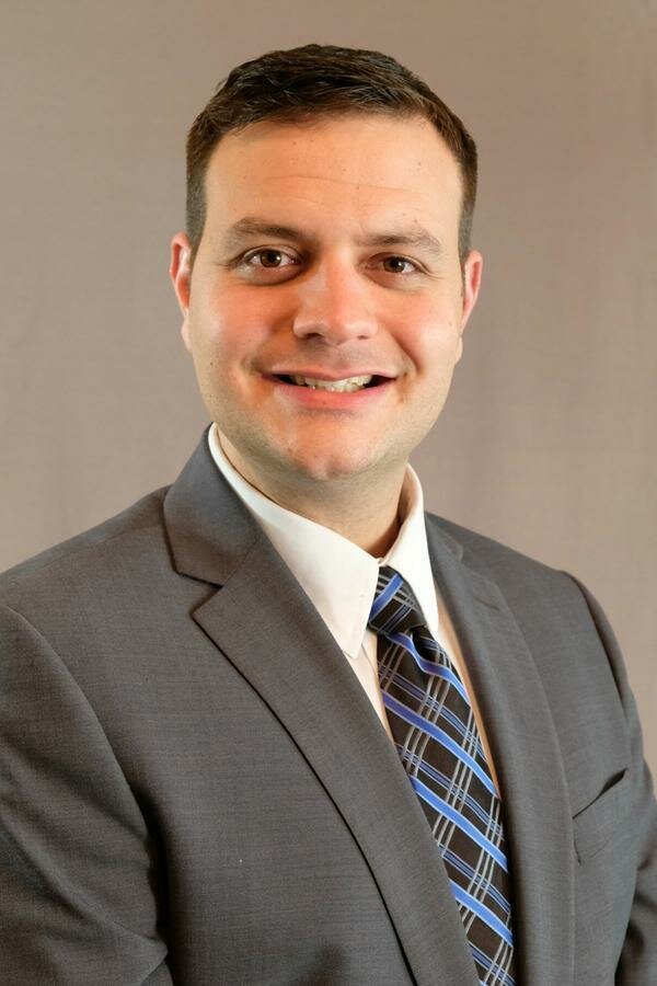Yatırım fonu firmaları Edward Jones - Financial Advisor: Christopher L Meek, Oregon Eyaleti, foto