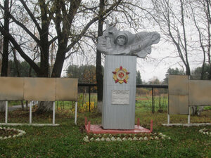 Воинам, погибшим в годы Великой Отечественной войны (Republic of Mari El, Medvedevskiy District, Lyulpanskoye selskoye poseleniye, derevnya Pizhma), anıt, heykel  Mariy El'den