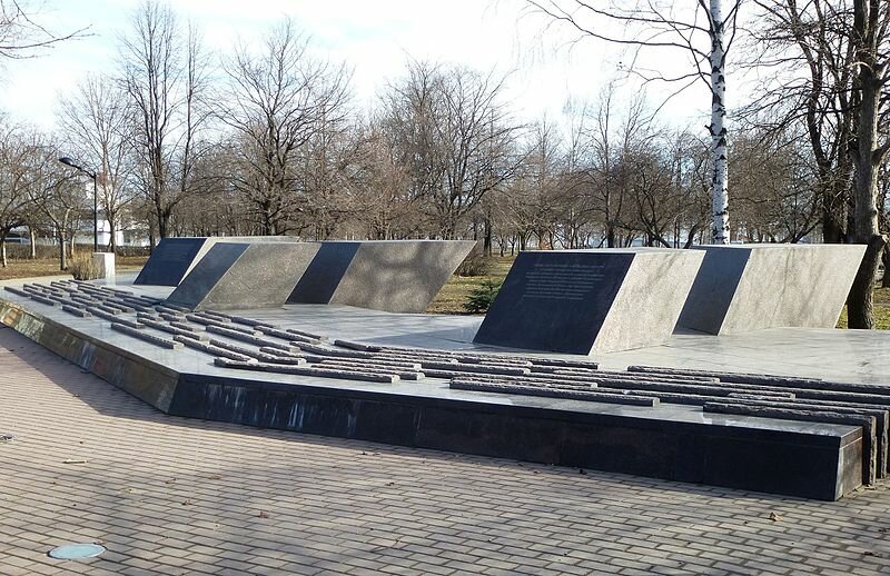 Anıt, heykel Погранслужбе России, Petrozavodsk, foto