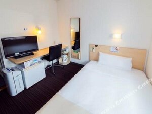 Super Hotel Subway Tanimachi 4-Chome Exit 6 (No:1-1, Osaka, Chuo Ward, Fushimi-machi), otel  Osaka'dan