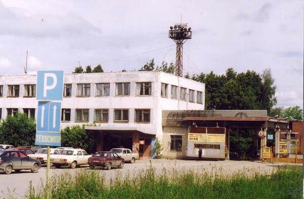 Otopark ve tamirhaneler Berezovskoye avtotransportnoye predpriyatiye, Beriozovski, foto