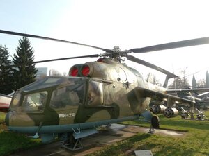Вертолёт Ми-24А (Moscow, Tsentralniy Administrative Okrug, Meschanskiy District), teknoloji anıtı  Moskova'dan