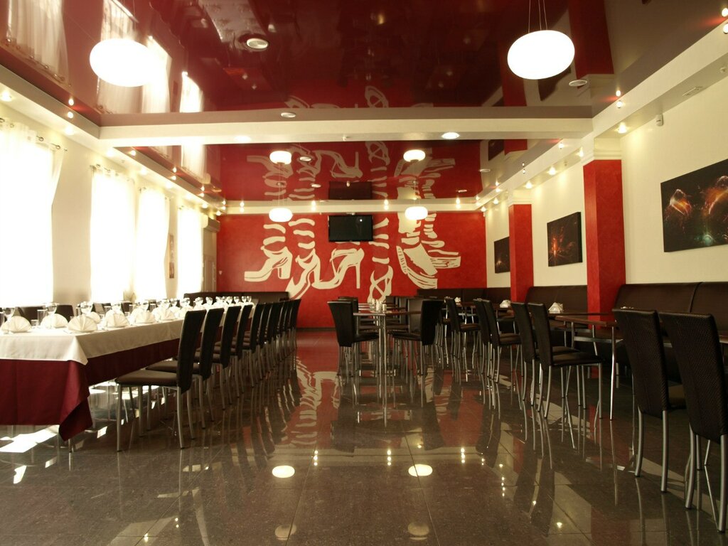 Tavan sistemleri Natyazhnyye potolki Kamenskoe Ekvator, Dniprodzerzhynsk, foto