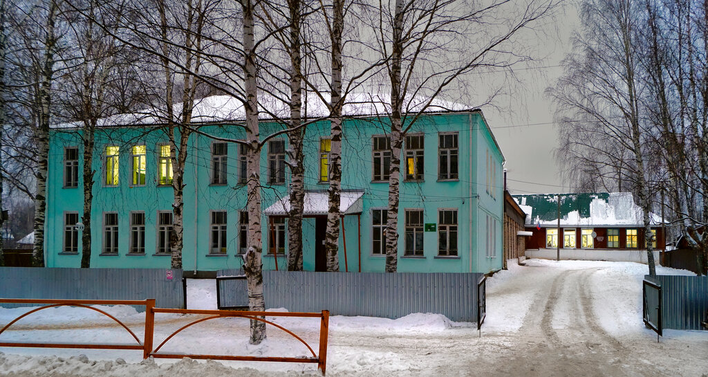 Ortaokul Средняя общеобразовательная школа № 4, Şarya, foto