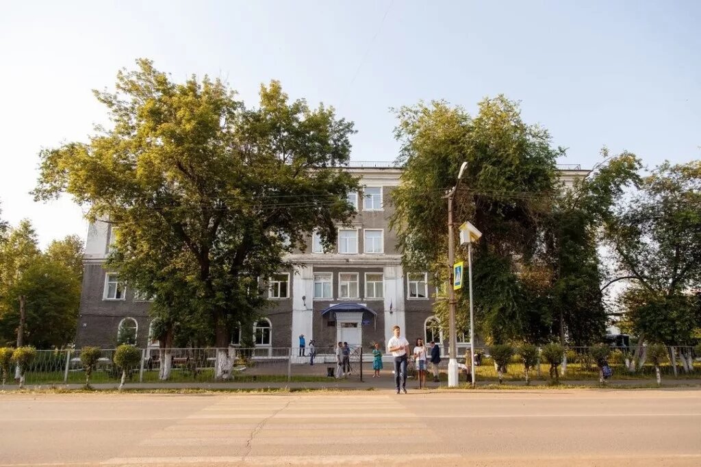 Ortaokul Srednyaya obshcheobrazovatelnaya shkola № 6, Mariinsk, foto