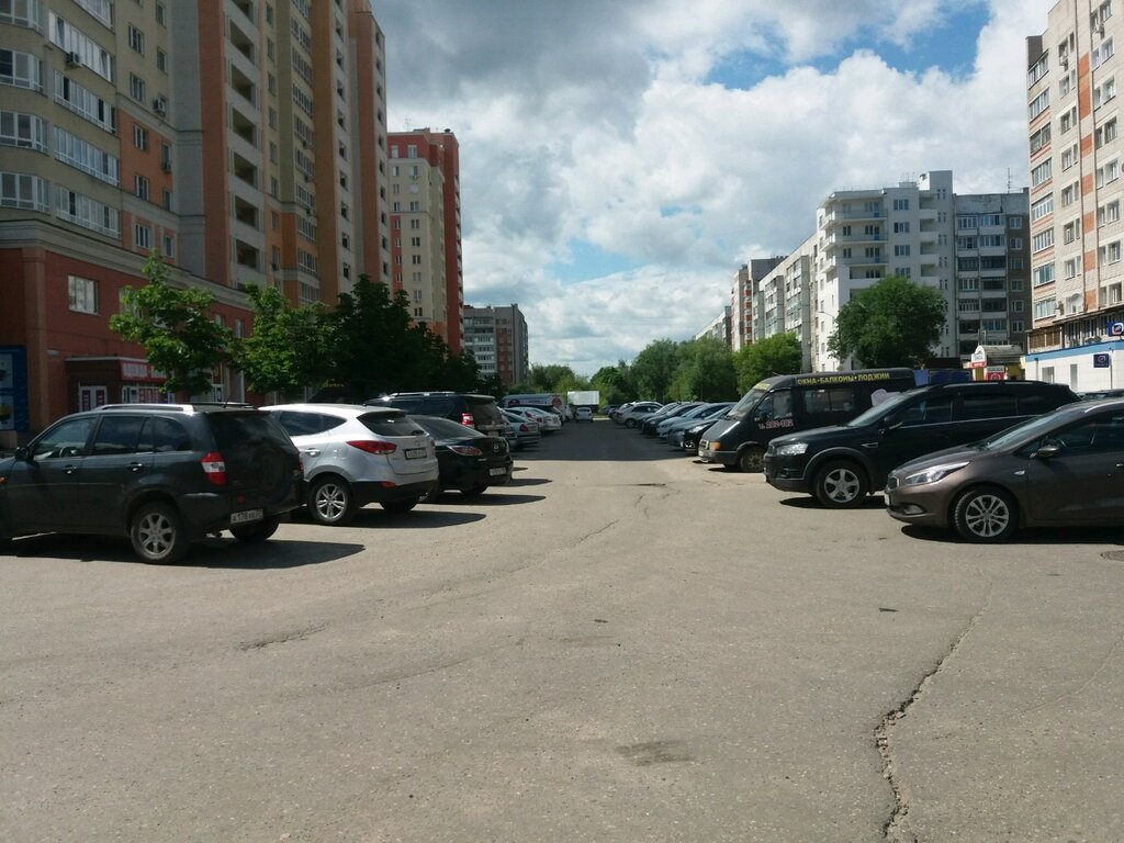 Otoparklar Car park, İvanovo, foto
