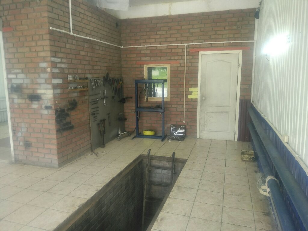 Otomobil servisi Гараж на час, Tomsk, foto