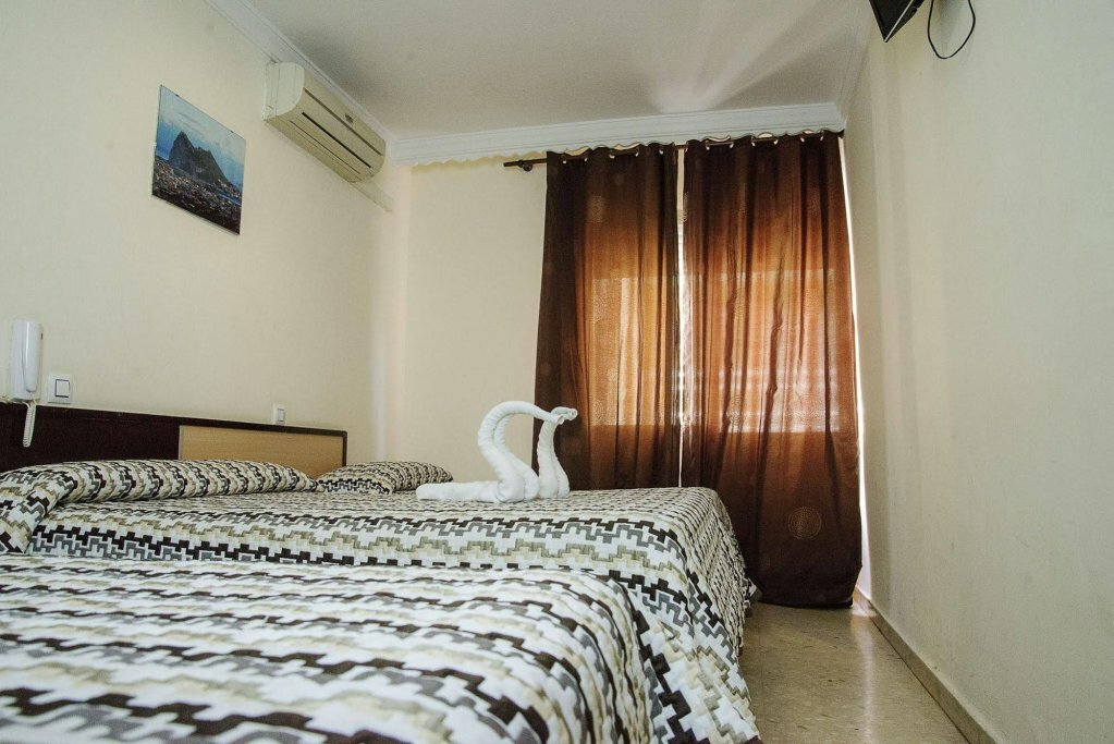 Otel Hostal La Campana, Endülüs, foto