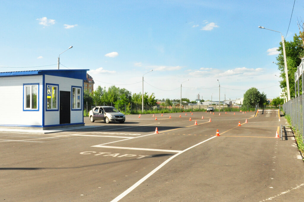 Ehliyet sınav alanı Driving training facility, Briansk, foto