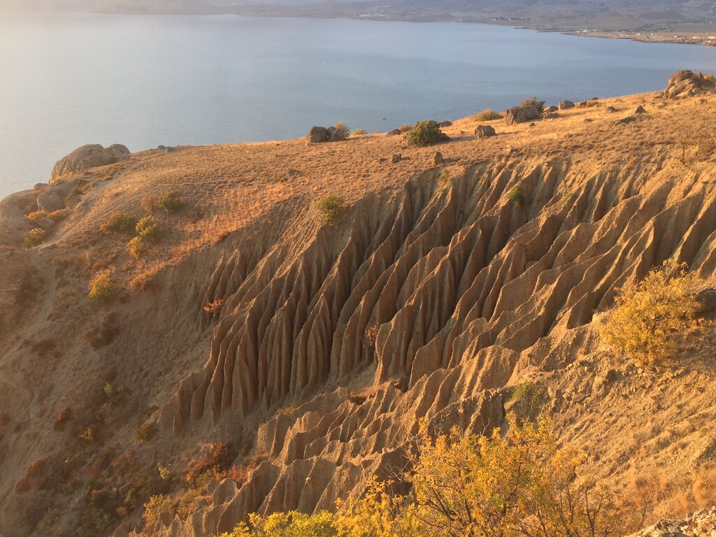 Turistik yerler Penitent Monks Rocks, Kırım Cumhuriyeti, foto