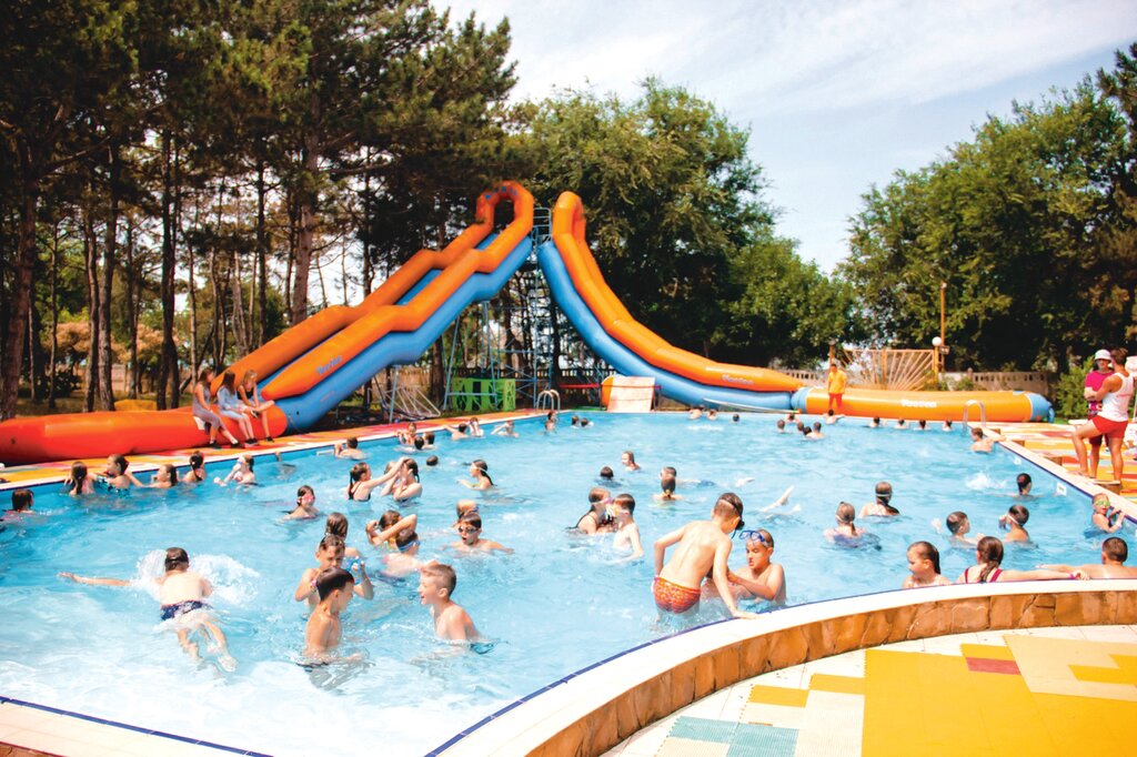 Yaz kampı Детский лагерь Мандарин, Saint‑Petersburg, foto