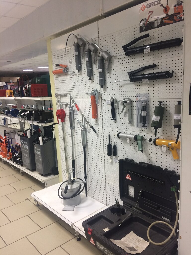 Otomobil yedek parçaları Udarnik, Lipetsk, foto
