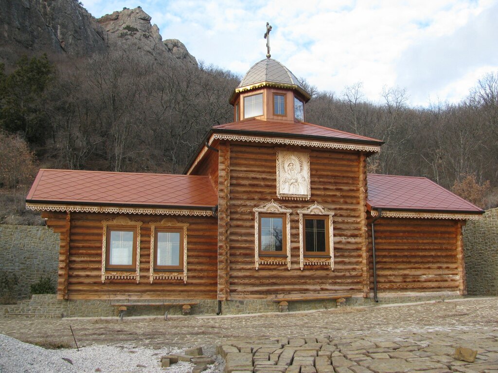 Ortodoks kiliseleri Церковь Серафима Саровского, Kırım Cumhuriyeti, foto