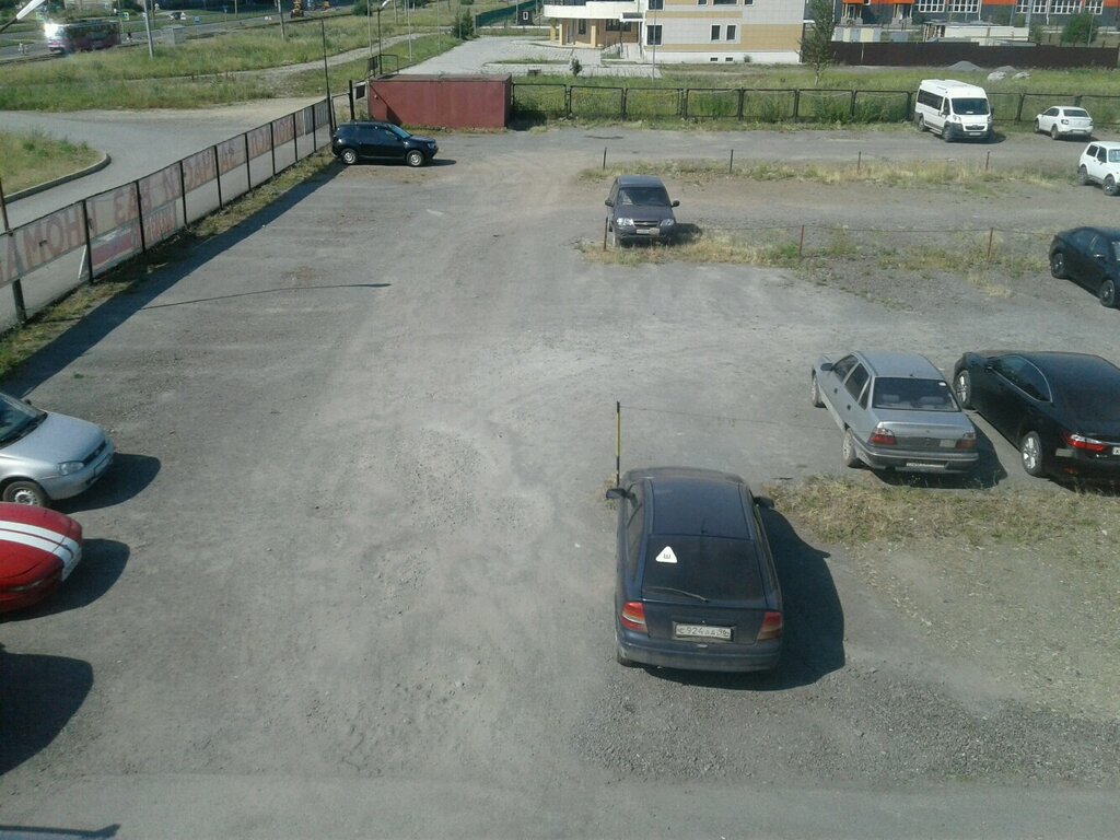 Otoparklar Ip Panayeva T. Yu. Avtostoyanka kruglosutochnaya, Nijni Tagil, foto