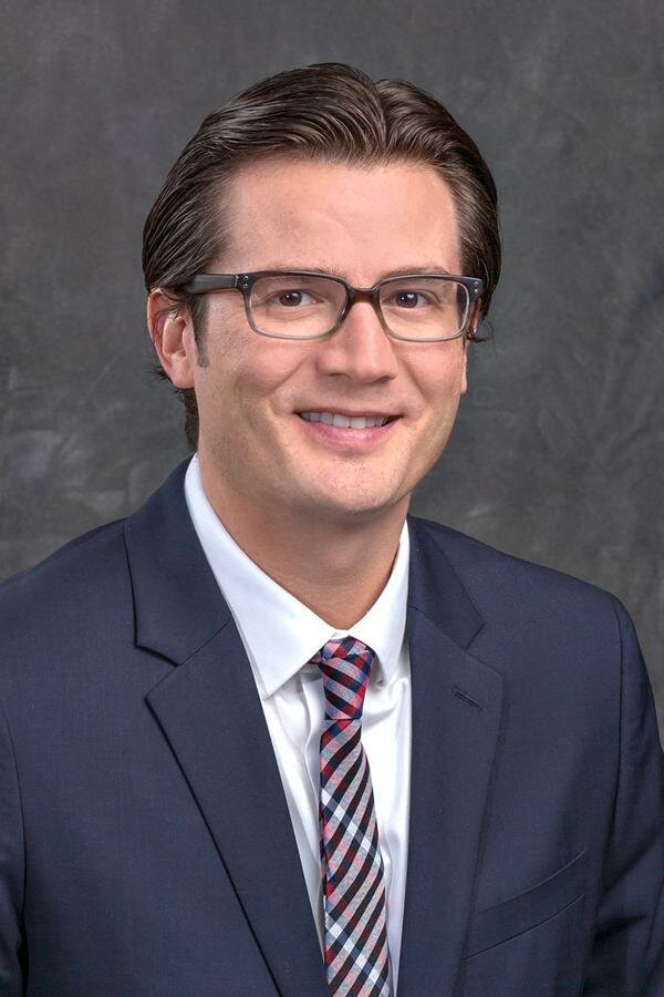 Yatırım fonu firmaları Edward Jones - Financial Advisor: Jason A Russell, Oakland, foto
