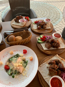 Petrovskie Parusa (Kaluzhskaya Street No:188, posyolok gorodskogo tipa Polotnyany Zavod), restoran  Kalujskaya oblastından