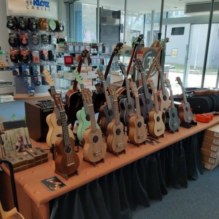 Müzik enstrumanların tamiri Musikhaus Gubesch - Dein Musikhaus in Steyr, Yukarı Avusturya, foto