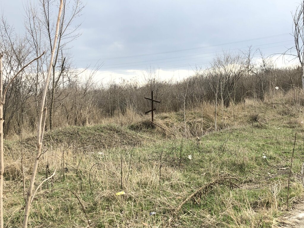 Mezarlıklar Старое христианское кладбище, Grozni, foto