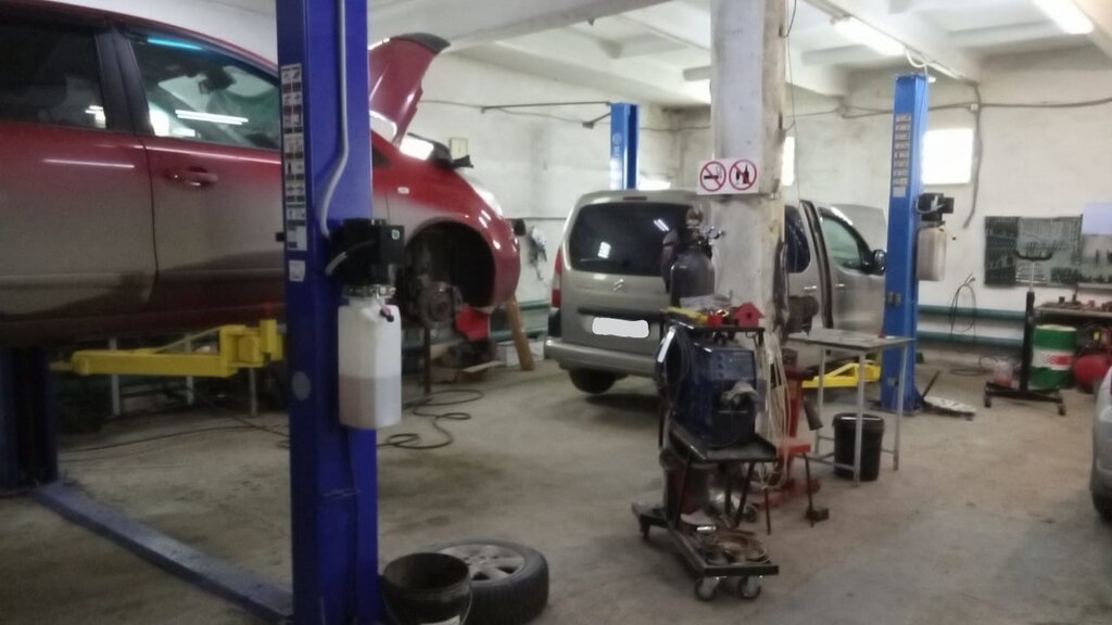 Otomobil servisi RDservice, Rej, foto