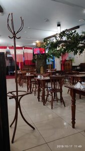 Pen-Pnyom (Arkhangelskaya Street No:100, Cherepovets), kafe  Cherepovets'ten