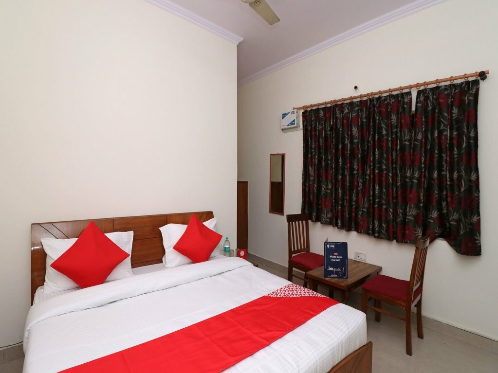 Otel Oyo 12068 Sunder Residency, Dehradun, foto