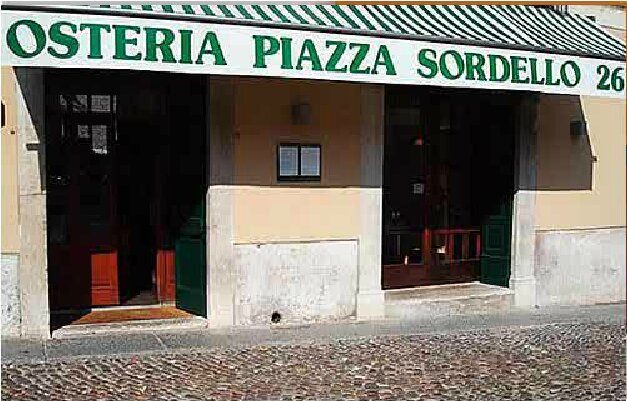 Restoran Osteria Piazza Sordello 26, Lombardiya, foto