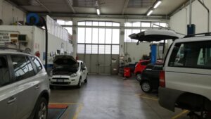 Mazzini (Via Brunialti No:1, Dueville), otomobil servisi  Vicenza'dan