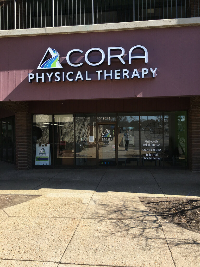 Tıp merkezleri ve klinikler Cora Physical Therapy Edgebrook, Rockford, foto