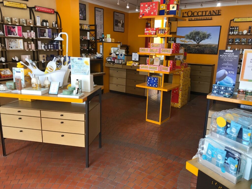 Kozmetik ve parfümeri mağazaları L'occitane EN Provence, Orleans, foto