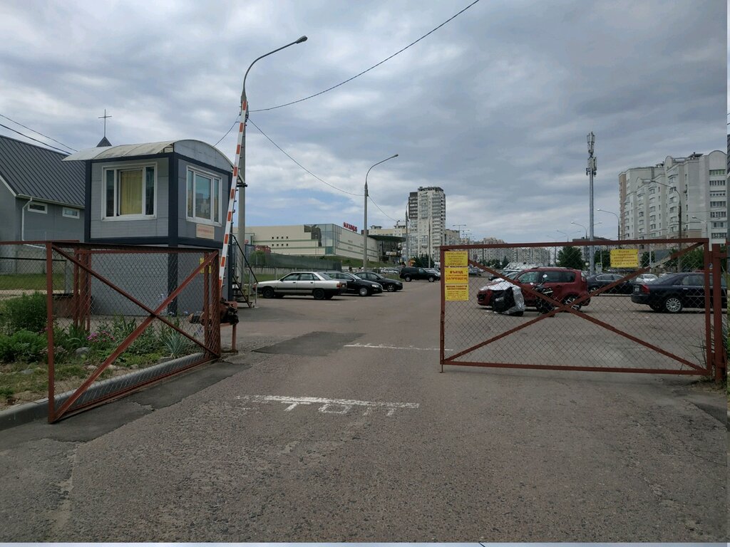 Otoparklar Parking lot, Minsk, foto