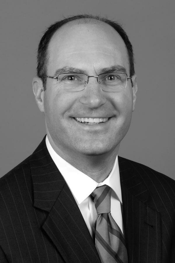 Yatırım fonu firmaları Edward Jones - Financial Advisor: Greg Flick, Aams™, Michigan Eyaleti, foto