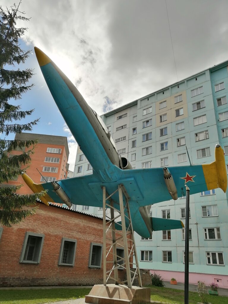 Teknoloji anıtı Самолëт L-39 Альбатрос, Novosibirsk, foto