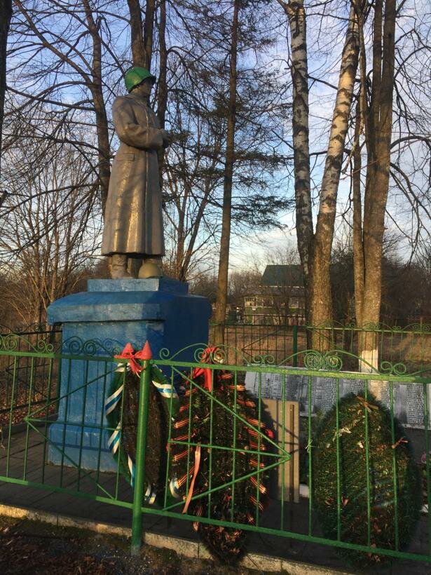 Anıt, heykel Братская могила советских воинов № 5, Moskova ve Moskovskaya oblastı, foto