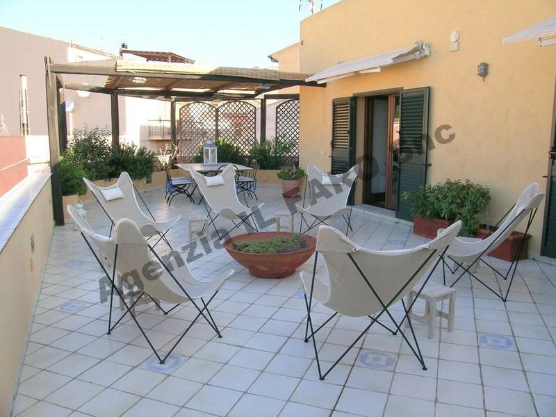 Emlak ofisi Agenzia Immobiliare Il Faro, La Maddalena, foto