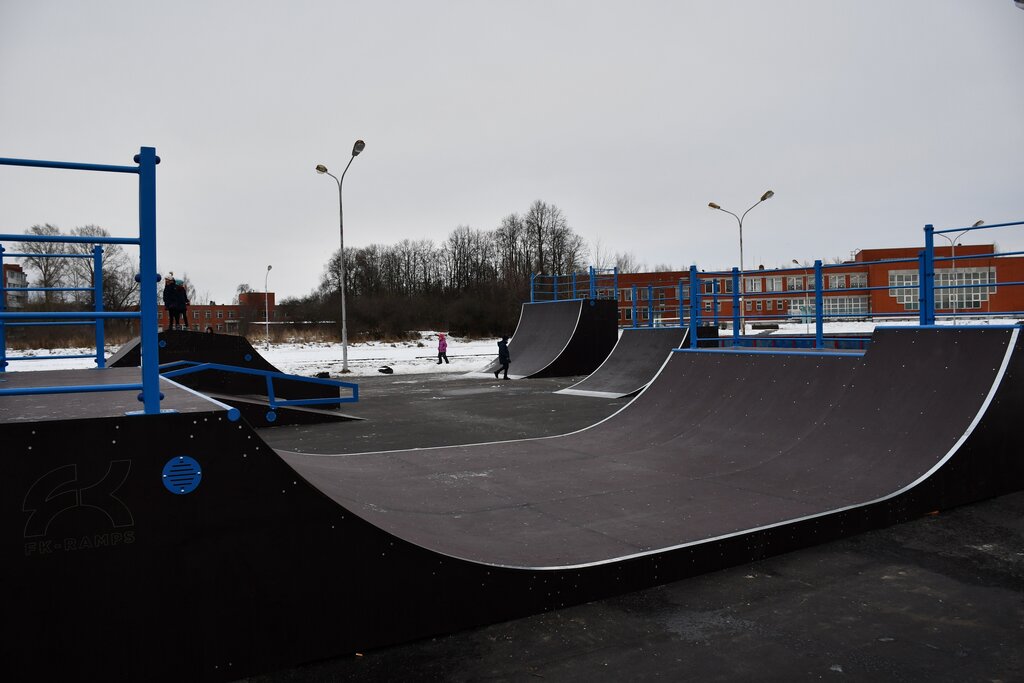 Spor alanı Скейт-парк, Kalujskaya oblastı, foto