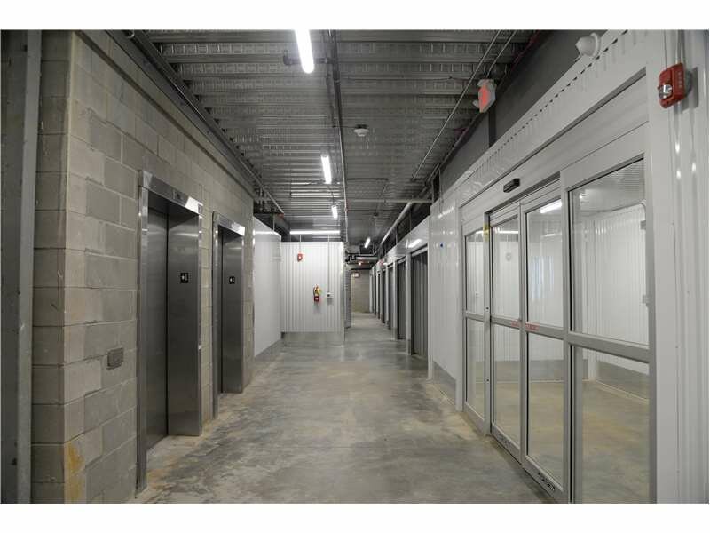 Karavan Extra Space Storage, Jackson, foto
