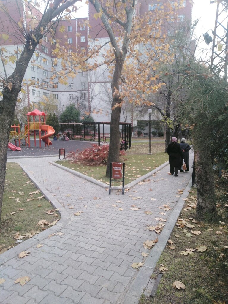 Parklar ve ormanlar Atakent Parkı, Ankara, foto