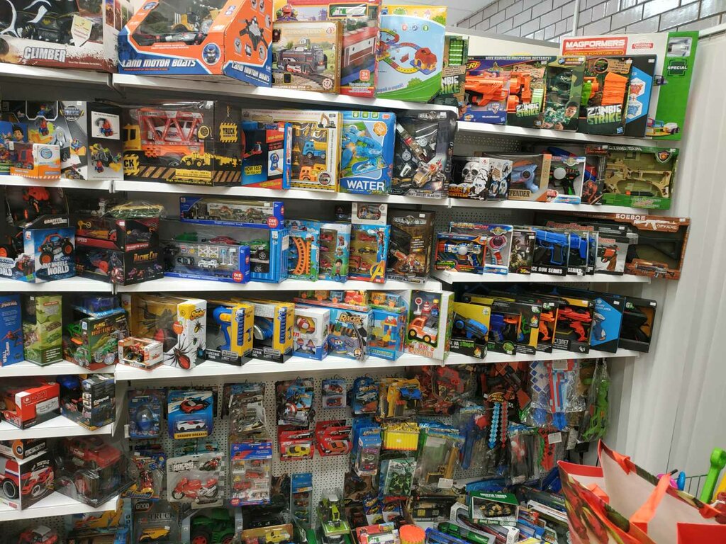 Çocuk oyunları ve oyuncakları Граф Жираф в ТЦ Московский рынок, Minsk, foto